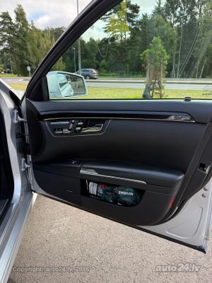 Pelēks Mercedes-Benz S-Class 2012 Tallina, ar dzinēja tilpumu 3.50 L un nobraukumu 317 tūkst. km par 12499 €, foto 15 vietnē AUTOMOTO.COM.LV