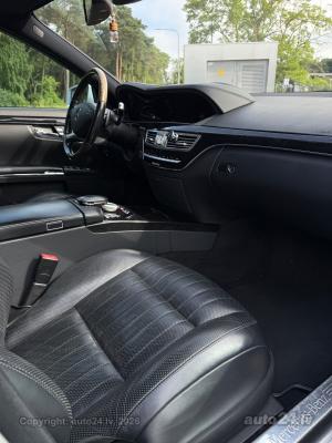Pelēks Mercedes-Benz S-Class 2012 Tallina, ar dzinēja tilpumu 3.50 L un nobraukumu 317 tūkst. km par 12499 €, foto 19 vietnē AUTOMOTO.COM.LV