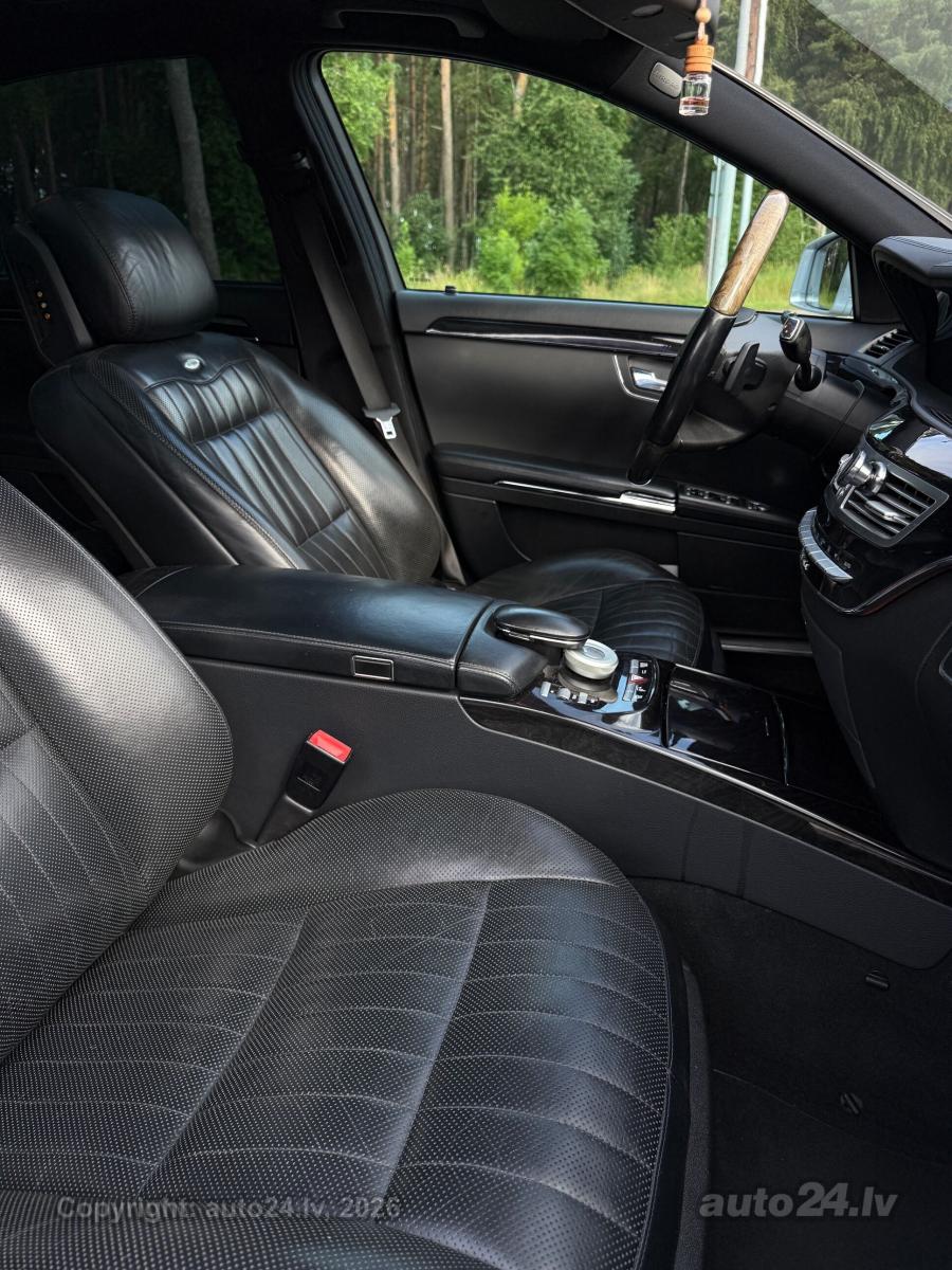Pelēks Mercedes-Benz S-Class 2012 Tallina, ar dzinēja tilpumu 3.50 L un nobraukumu 317 tūkst. km par 12499 €, foto 20 vietnē AUTOMOTO.COM.LV