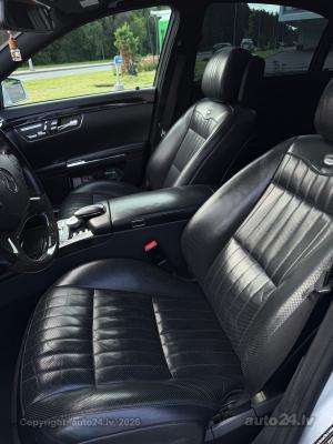 Pelēks Mercedes-Benz S-Class 2012 Tallina, ar dzinēja tilpumu 3.50 L un nobraukumu 317 tūkst. km par 12499 €, foto 21 vietnē AUTOMOTO.COM.LV