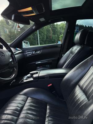 Pelēks Mercedes-Benz S-Class 2012 Tallina, ar dzinēja tilpumu 3.50 L un nobraukumu 317 tūkst. km par 12499 €, foto 25 vietnē AUTOMOTO.COM.LV