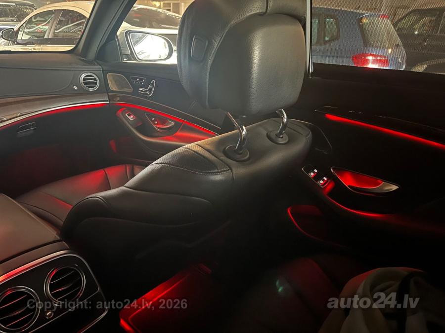 Pelēks Mercedes-Benz S-Class 2014 Tallina, ar dzinēja tilpumu 4.70 L un nobraukumu 281 tūkst. km par 28000 €, foto 9 vietnē AUTOMOTO.COM.LV