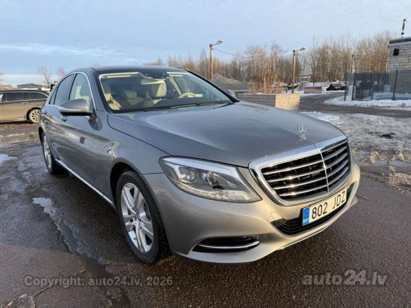 Pelēks Mercedes-Benz S-Class 2015 Tallina, ar dzinēja tilpumu 3.00 L un nobraukumu 122 tūkst. km par 24900 €, foto 5 vietnē AUTOMOTO.COM.LV