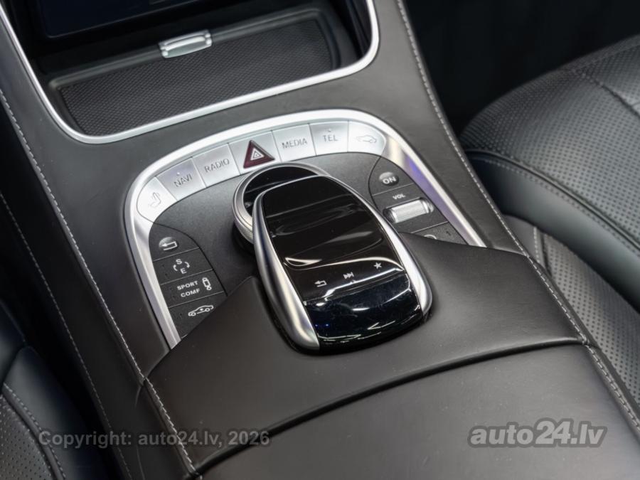 Grey Mercedes-Benz S-Class 2017 in Tallinn, with an engine capacity of 3.00 L and mileage of 212 thousand km for 32900 €, photo 8 on AUTOMOTO.COM.LV