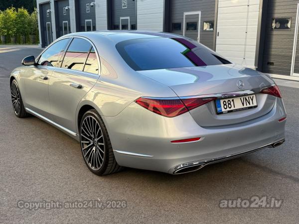 Grey Mercedes-Benz S-Class 2021 in Tallinn, with an engine capacity of 3.00 L and mileage of 64 thousand km for 71990 €, photo 3 on AUTOMOTO.COM.LV