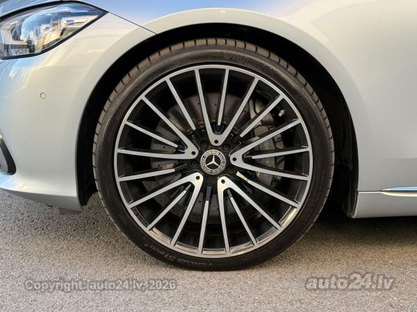 Grey Mercedes-Benz S-Class 2021 in Tallinn, with an engine capacity of 3.00 L and mileage of 64 thousand km for 71990 €, photo 8 on AUTOMOTO.COM.LV