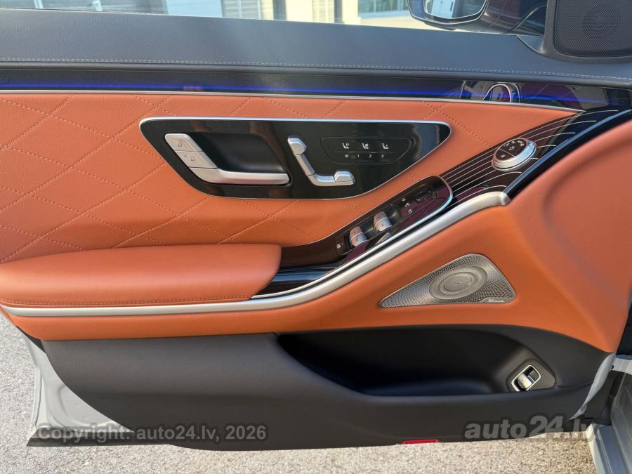 Pelēks Mercedes-Benz S-Class 2021 Tallina, ar dzinēja tilpumu 3.00 L un nobraukumu 64 tūkst. km par 71990 €, foto 16 vietnē AUTOMOTO.COM.LV