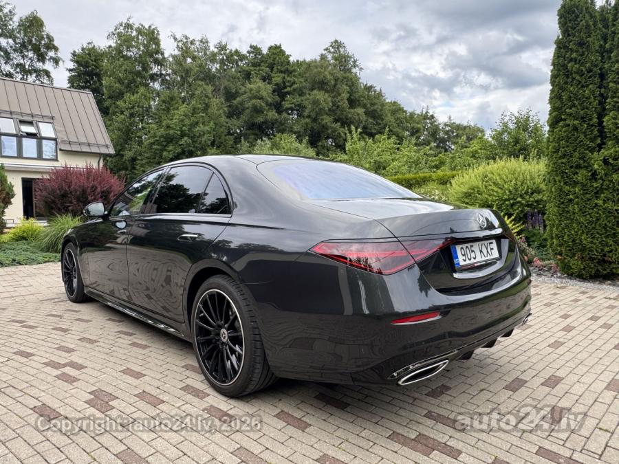 Pelēks Mercedes-Benz S-Class 2023 Tallina, ar dzinēja tilpumu 4.00 L un nobraukumu 50 tūkst. km par 124900 €, foto 5 vietnē AUTOMOTO.COM.LV