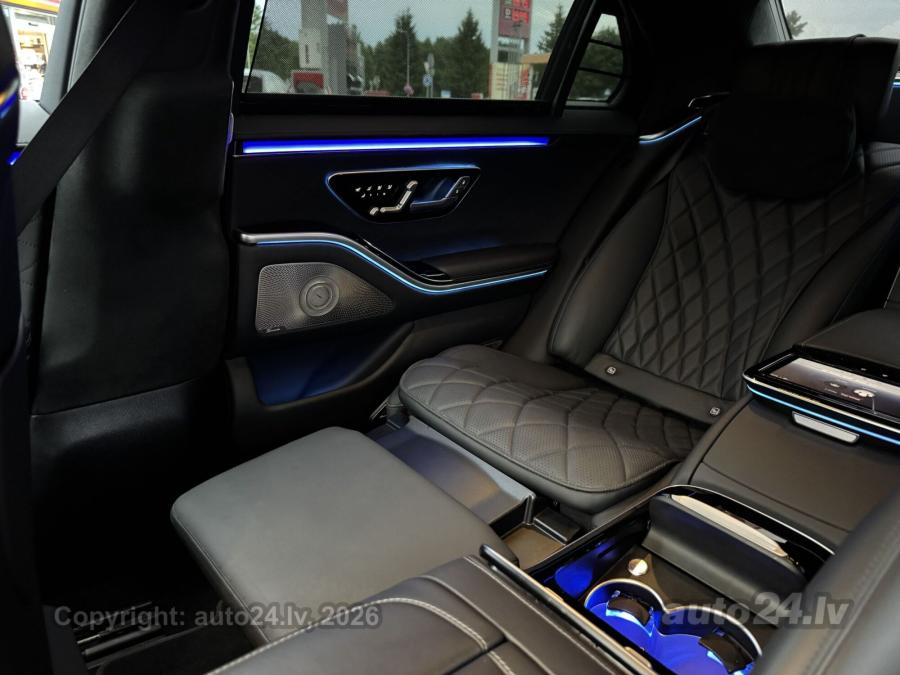 Pelēks Mercedes-Benz S-Class 2023 Tallina, ar dzinēja tilpumu 4.00 L un nobraukumu 50 tūkst. km par 124900 €, foto 8 vietnē AUTOMOTO.COM.LV