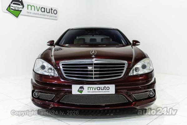 Red Mercedes-Benz S-Class 2006 in Tallinn, with an engine capacity of 4.70 L and mileage of 345 thousand km for 7990 €, photo 4 on AUTOMOTO.COM.LV