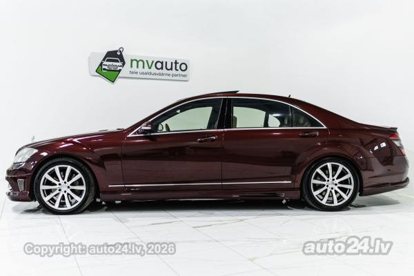 Red Mercedes-Benz S-Class 2006 in Tallinn, with an engine capacity of 4.70 L and mileage of 345 thousand km for 7990 €, photo 9 on AUTOMOTO.COM.LV