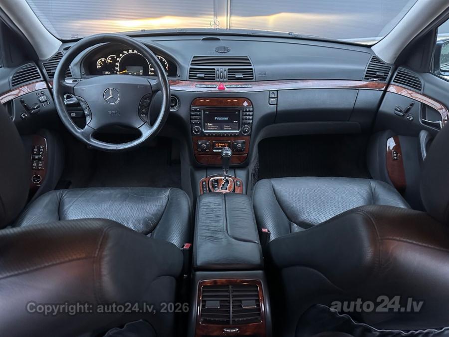 Mercedes-Benz S-Class 2004 in Tallinn, with an engine capacity of 3.20 L and mileage of 205 thousand km for 4499 €, photo 12 on AUTOMOTO.COM.LV