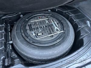 Mercedes-Benz S-Class 2004 in Tallinn, with an engine capacity of 3.20 L and mileage of 205 thousand km for 4499 €, photo 30 on AUTOMOTO.COM.LV