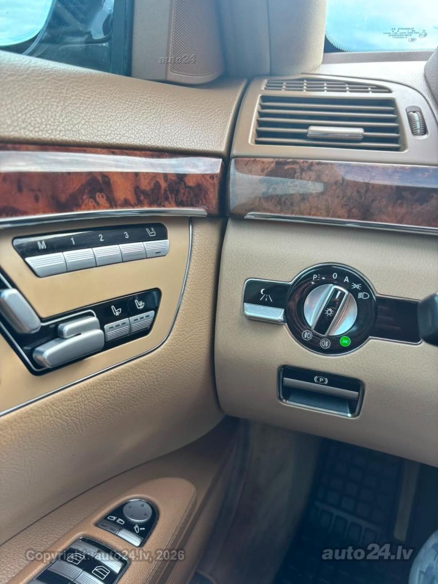 Mercedes-Benz S-Class 2008 Narva, ar dzinēja tilpumu 3.00 L un nobraukumu 325 tūkst. km par 5500 €, foto 9 vietnē AUTOMOTO.COM.LV