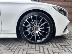 White Mercedes-Benz S-Class 2019 in Tallinn, with an engine capacity of 4.00 L and mileage of 76 thousand km for 74900 €, photo 30 on AUTOMOTO.COM.LV
