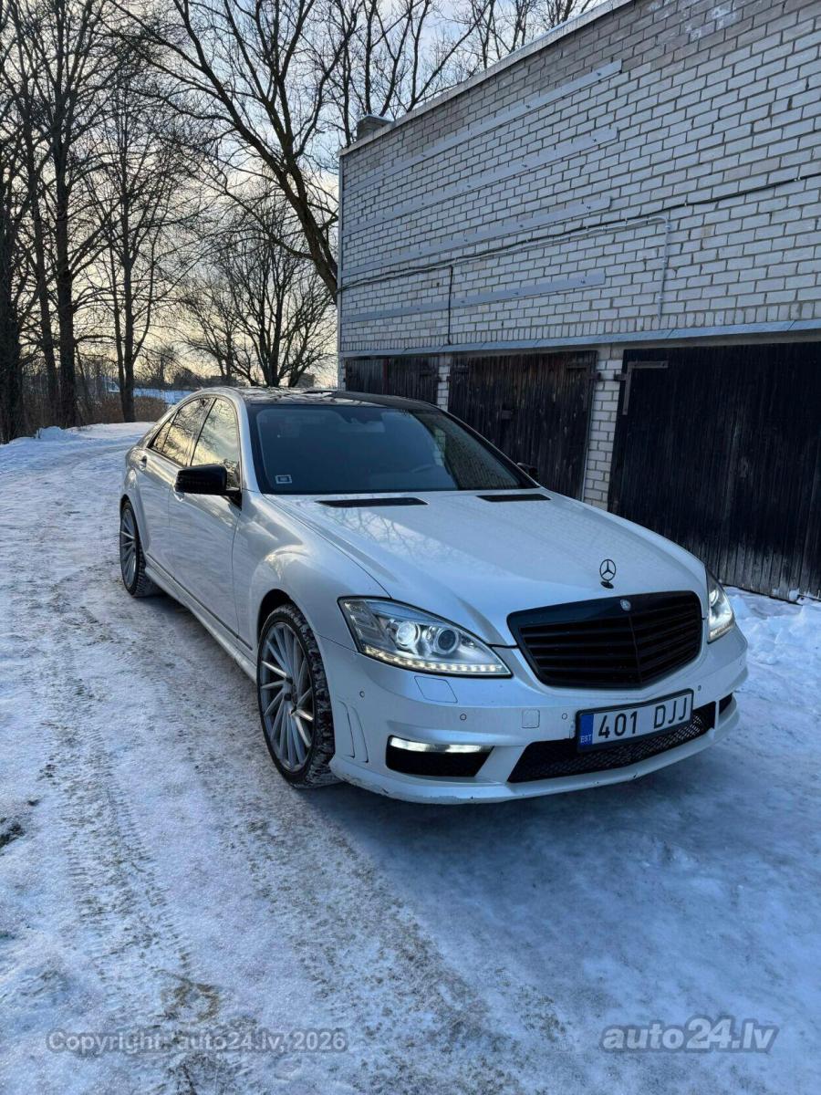 Balts Mercedes-Benz S-Class 2007 Tallina, ar dzinēja tilpumu 3.00 L un nobraukumu 373 tūkst. km par 7999 €, foto 1 vietnē AUTOMOTO.COM.LV
