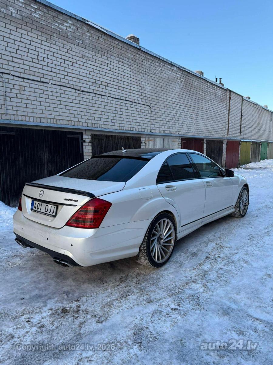 Balts Mercedes-Benz S-Class 2007 Tallina, ar dzinēja tilpumu 3.00 L un nobraukumu 373 tūkst. km par 7999 €, foto 3 vietnē AUTOMOTO.COM.LV