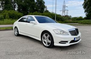 Balts Mercedes-Benz S-Class 2007 Hāpsalu, ar dzinēja tilpumu 3.00 L un nobraukumu 239 tūkst. km par 10700 €, foto  vietnē AUTOMOTO.COM.LV
