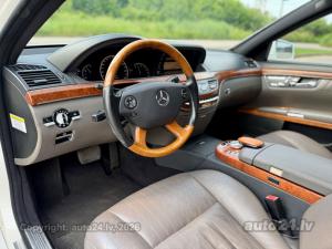 Balts Mercedes-Benz S-Class 2007 Hāpsalu, ar dzinēja tilpumu 3.00 L un nobraukumu 239 tūkst. km par 10700 €, foto 11 vietnē AUTOMOTO.COM.LV