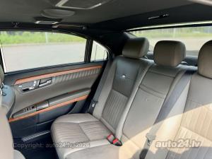 Balts Mercedes-Benz S-Class 2007 Hāpsalu, ar dzinēja tilpumu 3.00 L un nobraukumu 239 tūkst. km par 10700 €, foto 15 vietnē AUTOMOTO.COM.LV