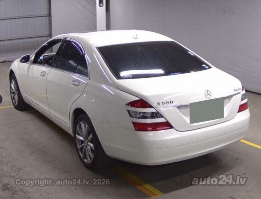 Balts Mercedes-Benz S-Class 2008 Tallina, ar dzinēja tilpumu 5.50 L un nobraukumu 79 tūkst. km par 11200 €, foto 3 vietnē AUTOMOTO.COM.LV