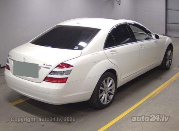 Balts Mercedes-Benz S-Class 2008 Tallina, ar dzinēja tilpumu 5.50 L un nobraukumu 79 tūkst. km par 11200 €, foto 5 vietnē AUTOMOTO.COM.LV