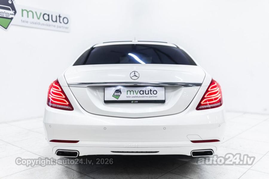 Balts Mercedes-Benz S-Class 2014 Tallina, ar dzinēja tilpumu 4.70 L un nobraukumu 191 tūkst. km par 24990 €, foto 7 vietnē AUTOMOTO.COM.LV