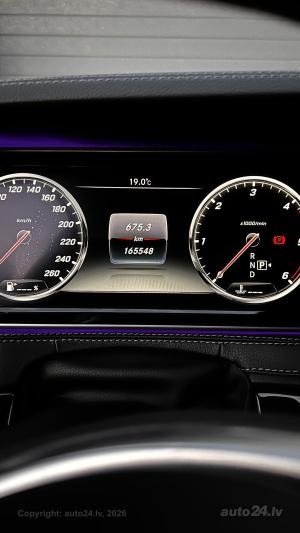 Balts Mercedes-Benz S-Class 2015 Tartu, ar dzinēja tilpumu 3.00 L un nobraukumu 166 tūkst. km par 28500 €, foto 9 vietnē AUTOMOTO.COM.LV