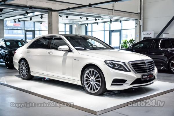 Белый Мерседес С Класс 2015 в Таллин, объемом двигателя 4.70 л и пробегом 123 тыс. км за 35900 €, фото 1 на AUTOMOTO.COM.LV