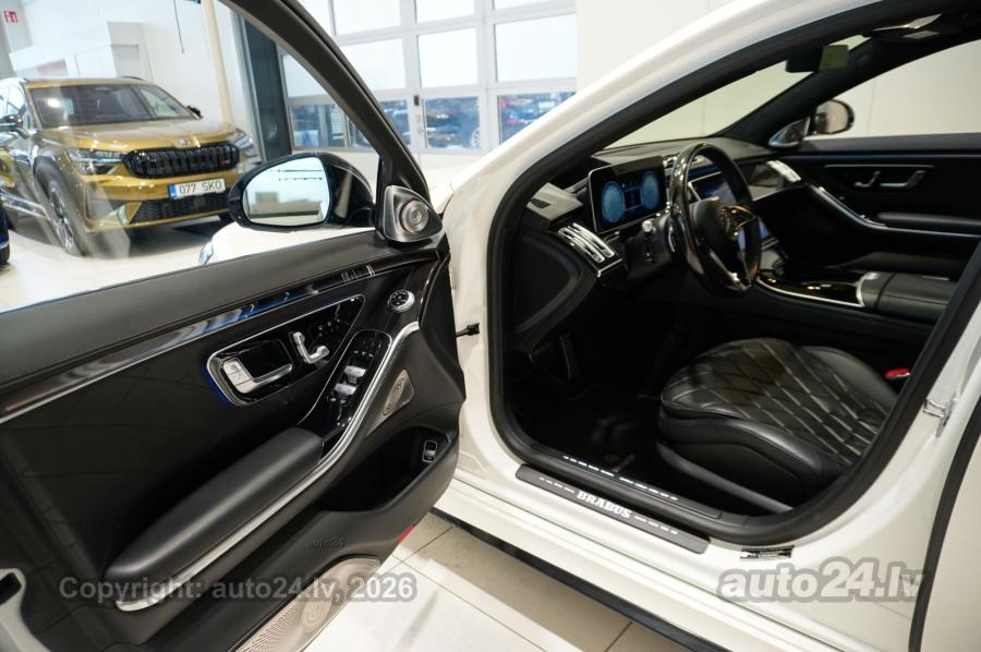 White Mercedes-Benz S-Class 2022 in Tallinn, with an engine capacity of 3.00 L and mileage of 61 thousand km for 92000 €, photo 19 on AUTOMOTO.COM.LV