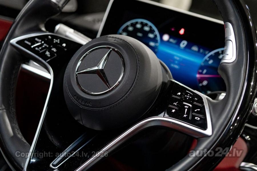 Balts Mercedes-Benz S-Class 2023 Rīga, ar dzinēja tilpumu 4.00 L un nobraukumu 68 tūkst. km par 125840 €, foto 22 vietnē AUTOMOTO.COM.LV