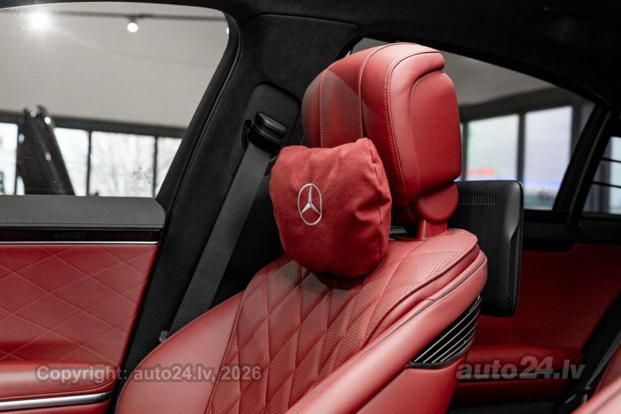 Balts Mercedes-Benz S-Class 2023 Rīga, ar dzinēja tilpumu 4.00 L un nobraukumu 68 tūkst. km par 125840 €, foto 30 vietnē AUTOMOTO.COM.LV