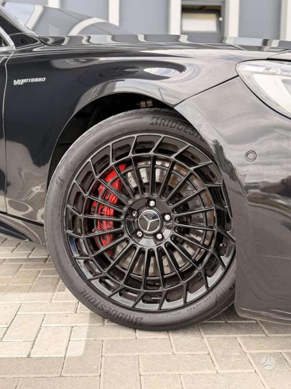 Melns Mercedes-Benz S63 AMG 2014 Klaipėda, ar dzinēja tilpumu 5.46 L un nobraukumu 151 tūkst. km par 40000 €, foto 5 vietnē AUTOMOTO.COM.LV