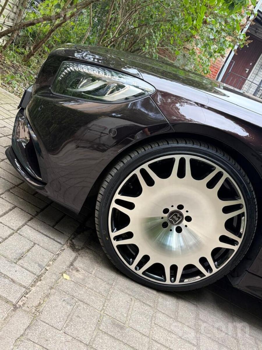 Black Mercedes-Benz S63 AMG 2015 in Riga, with an engine capacity of 5.50 L and mileage of 0 thousand km for 48000 €, photo 4 on AUTOMOTO.COM.LV