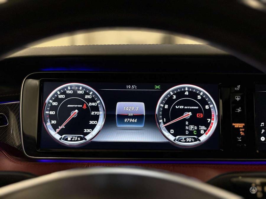 Черный Мерседес S63 AMG 2015 в Вильнюс, объемом двигателя 5.46 л и пробегом 98 тыс. км за 54990 €, фото 29 на AUTOMOTO.COM.LV