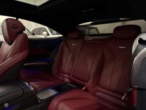 Черный Мерседес S63 AMG 2015 в Вильнюс, объемом двигателя 5.46 л и пробегом 98 тыс. км за 54990 €, фото 49 на AUTOMOTO.COM.LV
