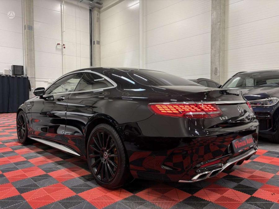 Черный Мерседес S63 AMG 2015 в Вильнюс, объемом двигателя 5.46 л и пробегом 98 тыс. км за 54990 €, фото 7 на AUTOMOTO.COM.LV