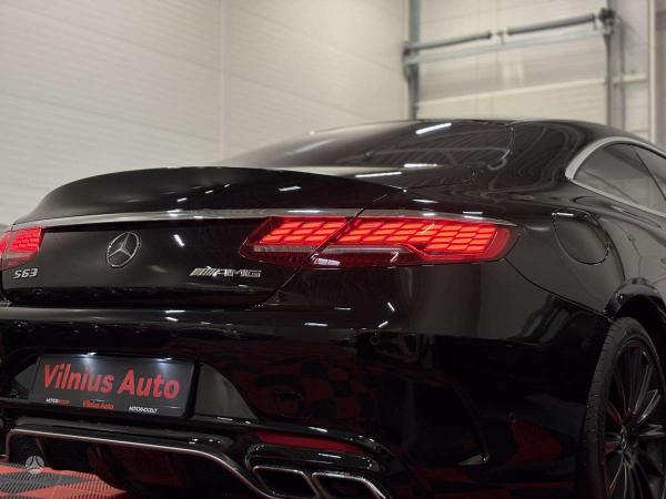Melns Mercedes-Benz S63 AMG 2015 Viļņa, ar dzinēja tilpumu 5.46 L un nobraukumu 98 tūkst. km par 54990 €, foto 8 vietnē AUTOMOTO.COM.LV