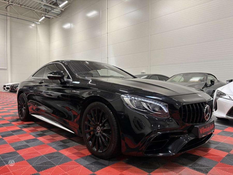 Melns Mercedes-Benz S63 AMG 2015 Viļņa, ar dzinēja tilpumu 5.46 L un nobraukumu 98 tūkst. km par 53990 €, foto 4 vietnē AUTOMOTO.COM.LV