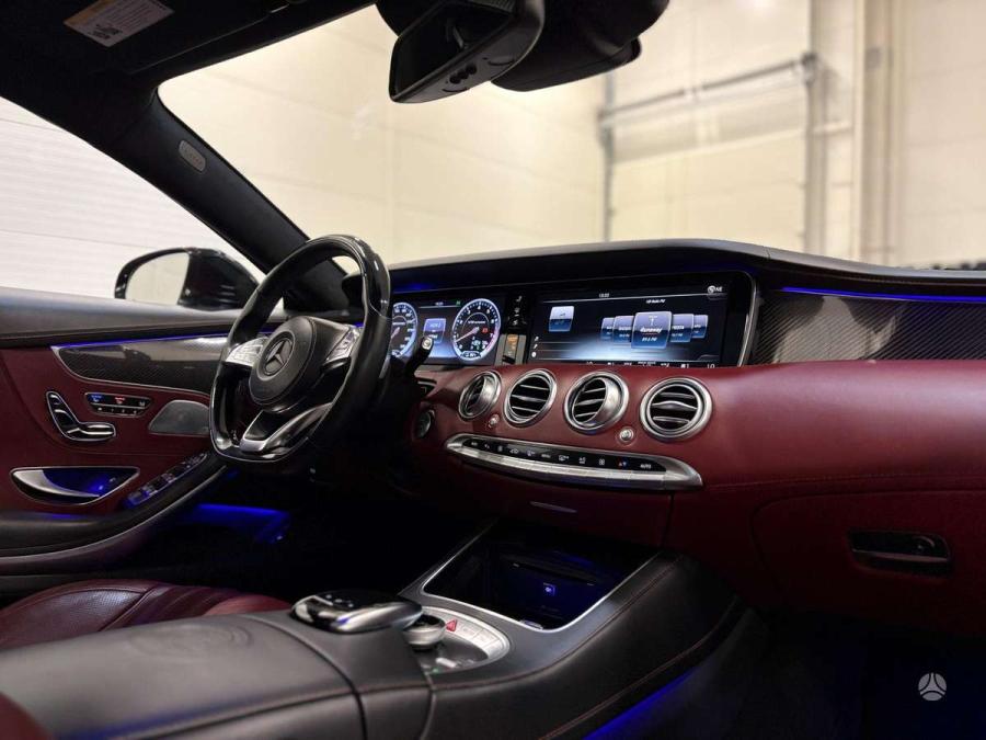 Melns Mercedes-Benz S63 AMG 2015 Viļņa, ar dzinēja tilpumu 5.46 L un nobraukumu 98 tūkst. km par 53990 €, foto 20 vietnē AUTOMOTO.COM.LV