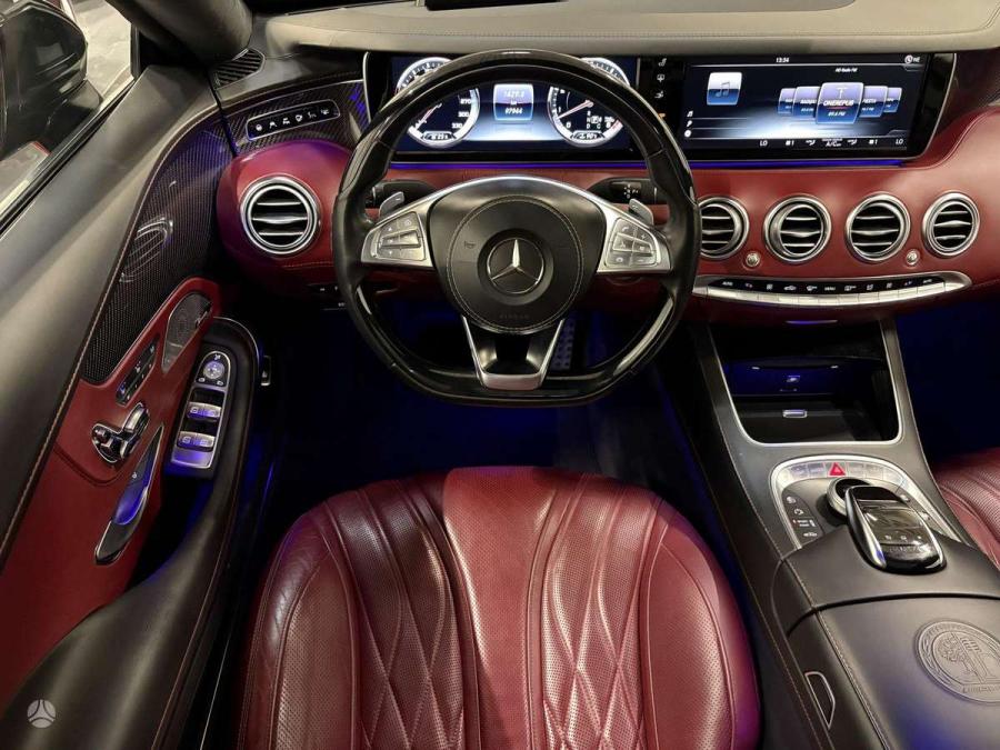 Black Mercedes-Benz S63 AMG 2015 in Vilnius, with an engine capacity of 5.46 L and mileage of 98 thousand km for 53990 €, photo 22 on AUTOMOTO.COM.LV