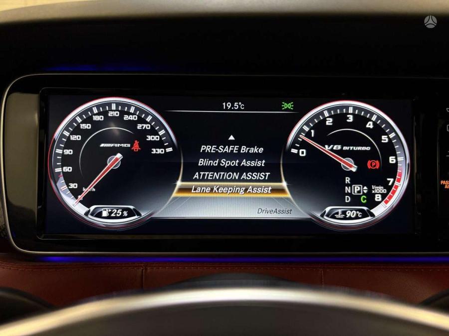 Black Mercedes-Benz S63 AMG 2015 in Vilnius, with an engine capacity of 5.46 L and mileage of 98 thousand km for 53990 €, photo 26 on AUTOMOTO.COM.LV