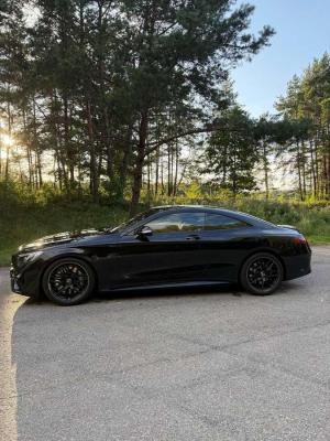 Черный Мерседес S63 AMG 2016 в Укмерге, объемом двигателя 5.46 л и пробегом 155 тыс. км за 49500 €, фото 4 на AUTOMOTO.COM.LV