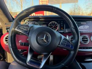 Melns Mercedes-Benz S63 AMG 2017 Rīga, ar dzinēja tilpumu 5.50 L un nobraukumu 59 tūkst. km par 63000 €, foto 13 vietnē AUTOMOTO.COM.LV