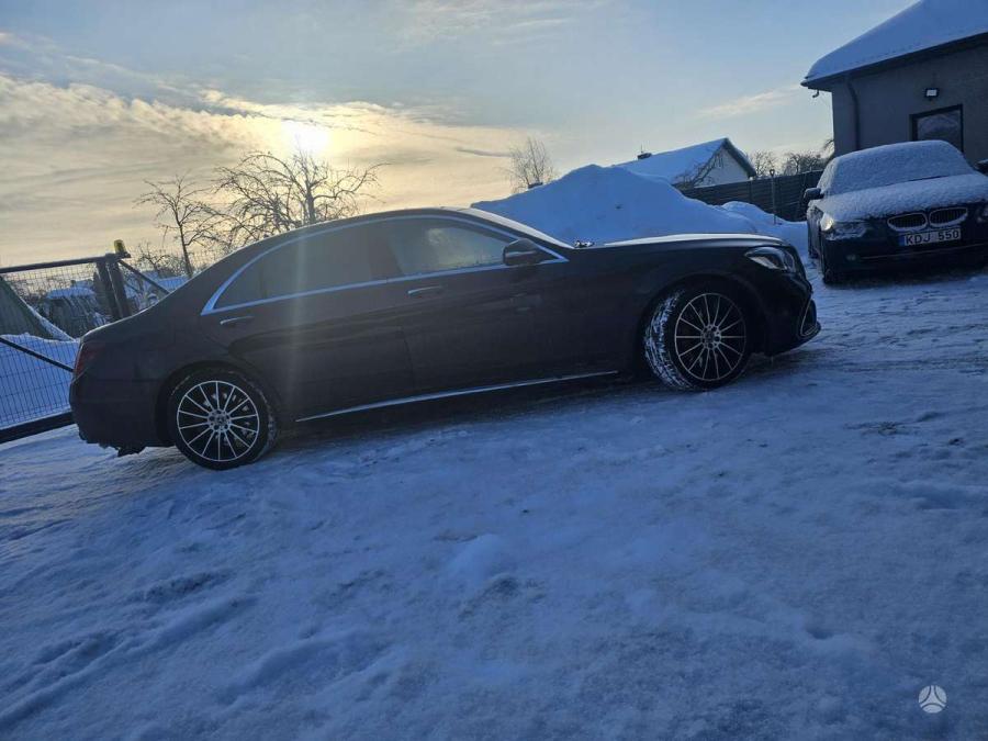 Black Mercedes-Benz S63 AMG 2017 in Panevezys, with an engine capacity of 5.50 L and mileage of 200 thousand km for 28000 €, photo 2 on AUTOMOTO.COM.LV