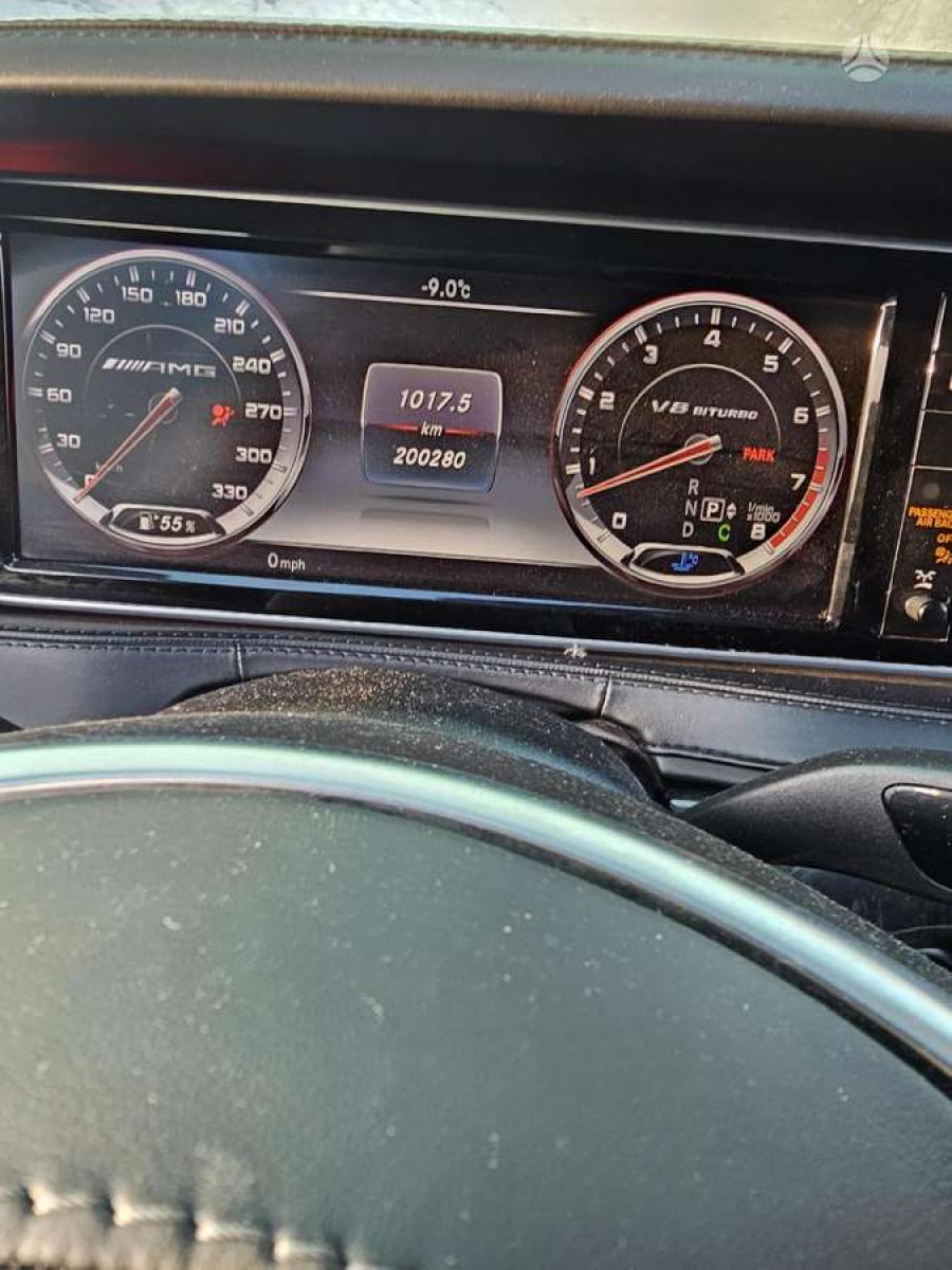 Black Mercedes-Benz S63 AMG 2017 in Panevezys, with an engine capacity of 5.50 L and mileage of 200 thousand km for 28000 €, photo 8 on AUTOMOTO.COM.LV