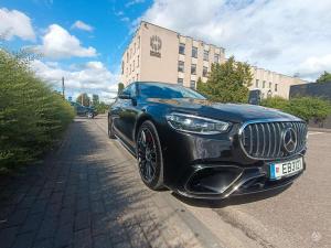 Melns Mercedes-Benz S63 AMG 2023 Viļņa, ar dzinēja tilpumu 3.98 L un nobraukumu 100 tūkst. km par 150000 €, foto 9 vietnē AUTOMOTO.COM.LV