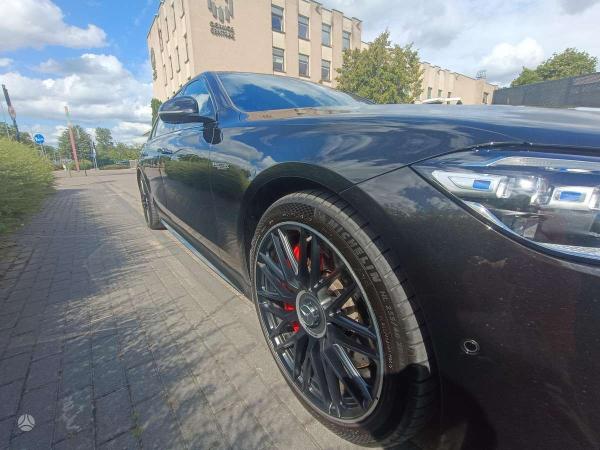 Melns Mercedes-Benz S63 AMG 2023 Viļņa, ar dzinēja tilpumu 3.98 L un nobraukumu 100 tūkst. km par 150000 €, foto 9 vietnē AUTOMOTO.COM.LV