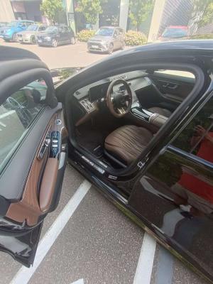 Melns Mercedes-Benz S63 AMG 2023 Viļņa, ar dzinēja tilpumu 3.98 L un nobraukumu 100 tūkst. km par 150000 €, foto 17 vietnē AUTOMOTO.COM.LV