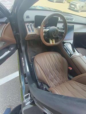 Melns Mercedes-Benz S63 AMG 2023 Viļņa, ar dzinēja tilpumu 3.98 L un nobraukumu 100 tūkst. km par 150000 €, foto 18 vietnē AUTOMOTO.COM.LV